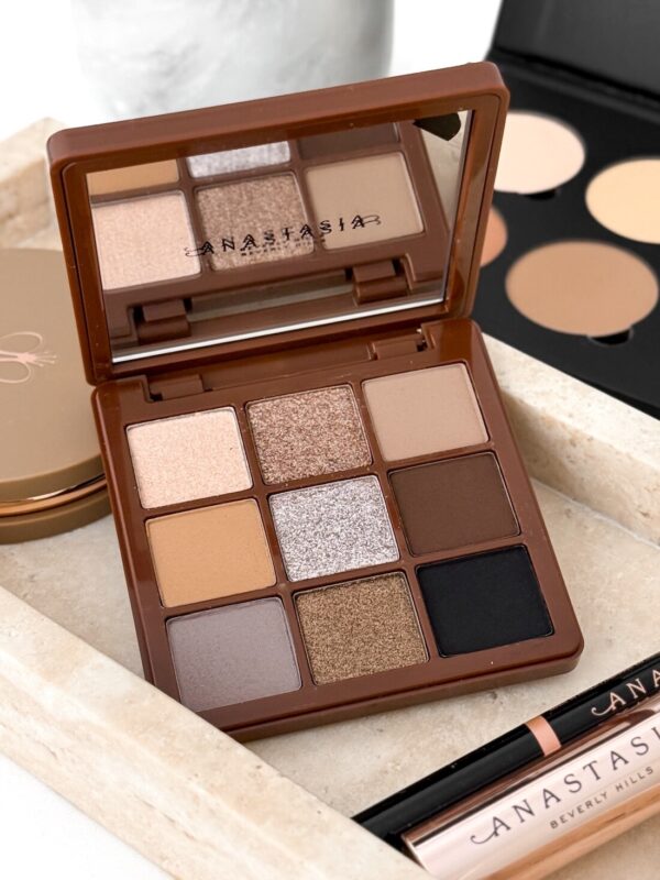 The Best Anastasia Beverly Hills Products You Need in Your Makeup Kit ...